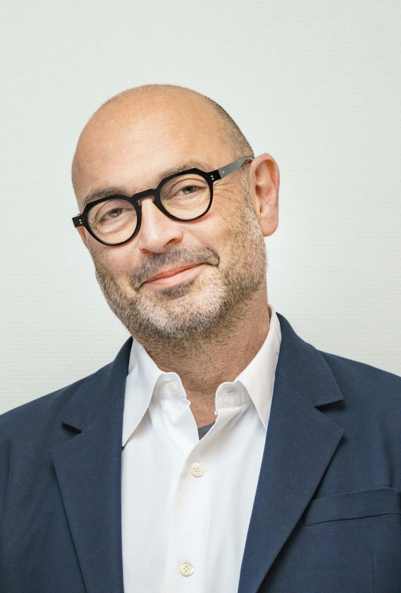 Serge Bloch – Kunstanstifter EN